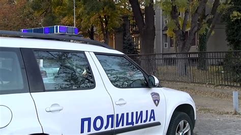 Телевизија 24 МВР Лажни дојави за бомби во три основни училишта