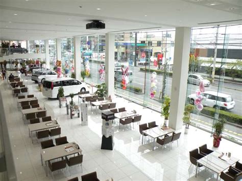 トヨタカローラ愛媛株 中央通店 中古車ならカーセンサーnet