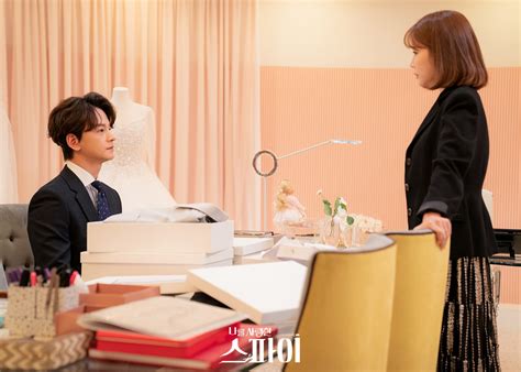 Im Joo Hwan Is Startled By Yoo In Na S Sudden Confrontation In The Spies Who Loved Me Soompi