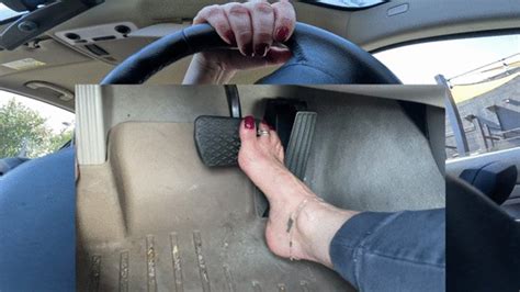Driving Barefoot PiP Mimi Footnip Clips Sale