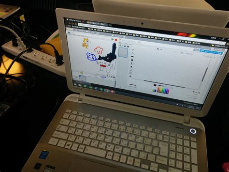 小学生・中学生向けプログラミングクラブcoderdojoさいたま第21回2015年10月25日開催レポート 開催レポート 小学生・中学生向けプログラミングクラブ「coderdojo