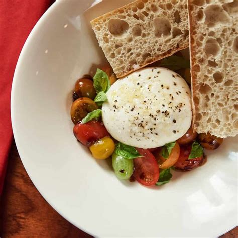 The Best Burrata Dishes In Walt Disney World Disney Dining