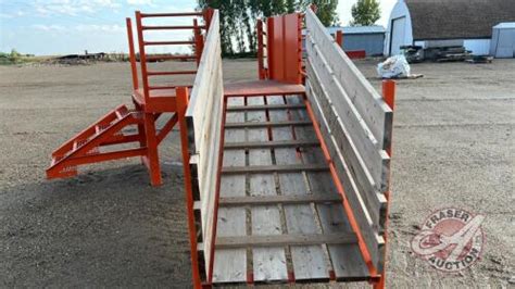 New Sheeppig Loading Chute With Sorting Deck Stairs J37