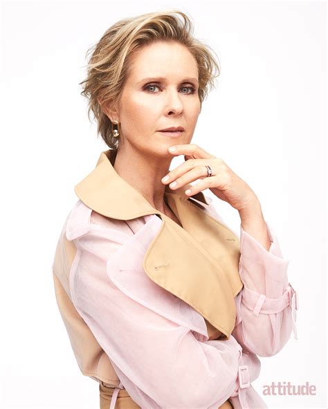 Ok ვინ არის სინტია ნიქსონისთვის “სტილის აიქონი” გაიცანით Sex And The City ის ვარსკვლავი