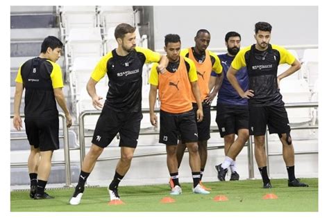 السد القطري يواصل تدريباته المكثفة لمواجهة الهلال السعودي