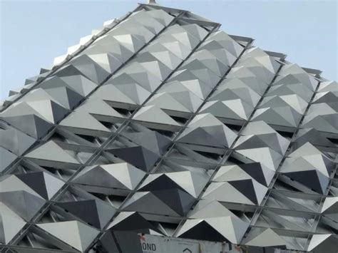 Parametric And Non Parametric Cladding And Roofing In Bengaluru Id