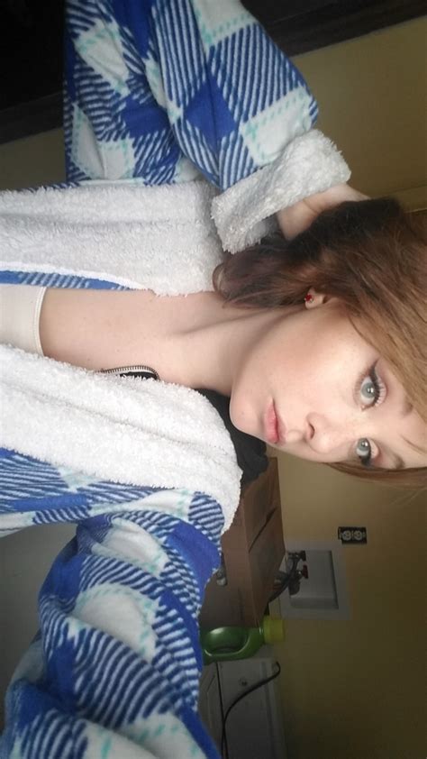 I Heard You Guys Like Girls With Freckles Or Something 🐱 R Freckledgirls