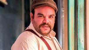 محمد عبد الرحمن يرد بقوة على منتقدى مسلسل برستيج