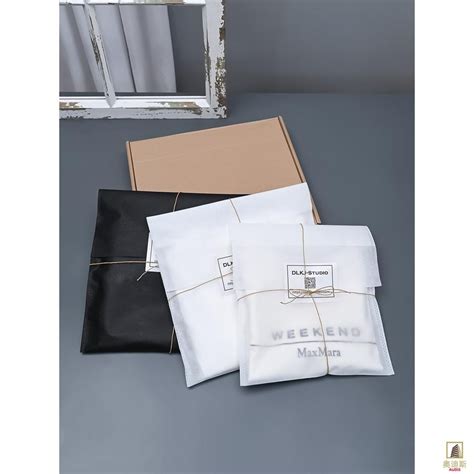 客制 不織布袋 無紡布袋 藝文手無紡布服裝包裝袋訂製LOGOT恤禮品袋不乾膠自粘衣服自封袋 蝦皮購物