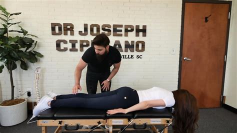 Russian Lash Artist Gets Her Back Cracked For The First Time Eporner