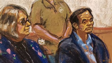 美国执法人员逮捕并提控两名旅居纽约的美籍华裔男子。两人被指在曼哈顿唐人街 8视界新闻新加坡 8world News