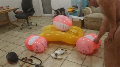 Clogs Und Luftmatratze Vol 1 Balloon And Inflatable Pool Toy Pop Clips4sale