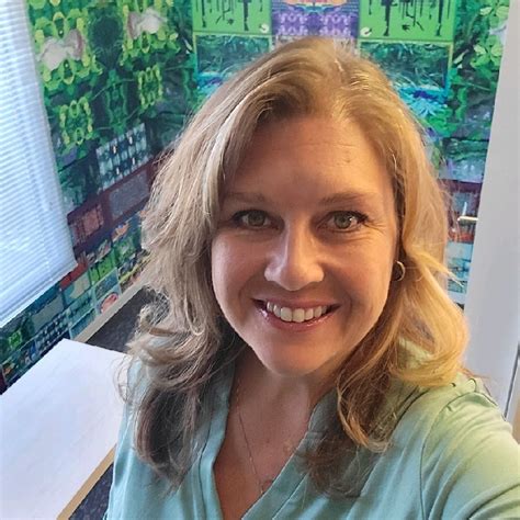 Julie Ellis Business Manager Frosch Linkedin