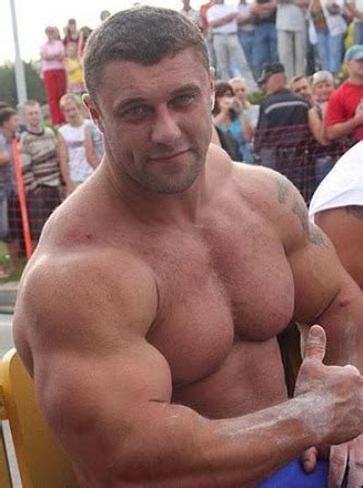 Handsome Bodybuilder Michael Sidorychev