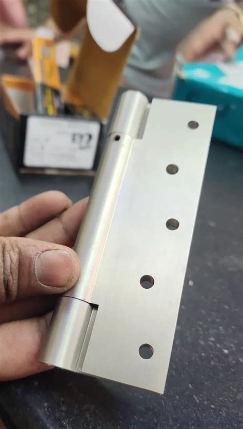 Stainless Steel Spring Loaded Hinges S S Thickness 2 Mm At ₹ 750 Piece In Pune