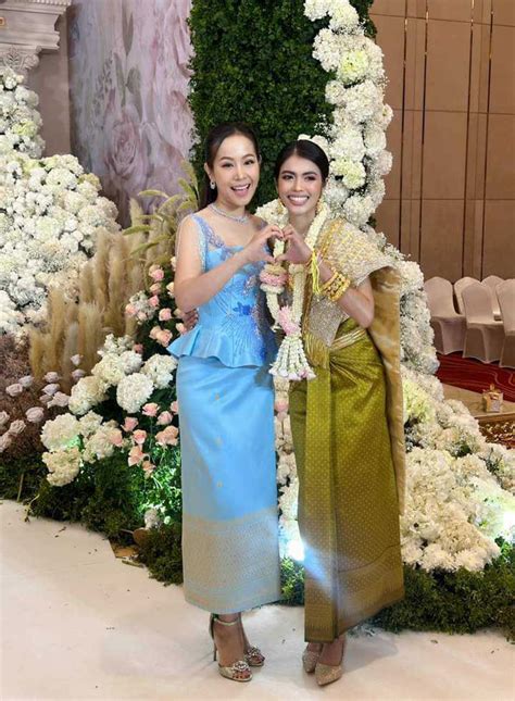 ថ្ងៃ ចូល រោងការ សុវត្ថិ ឌី ធា រី កា រំលឹក ដល់ ឪពុក ម្តាយ ងាក ក្រោយ ឱ្យ ពរ ជ័យ រូប នាង និង