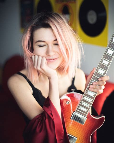 Cute Girl With An Axe R Jessiepaege