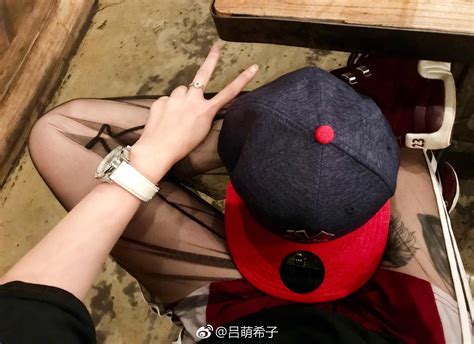 吕帅希生活照吕帅希裸腿吕帅希高跟吕帅希长腿吕帅希黑丝吕帅希性感照吕帅希性感短裙 3 吕帅希吕萌希子明星写真网