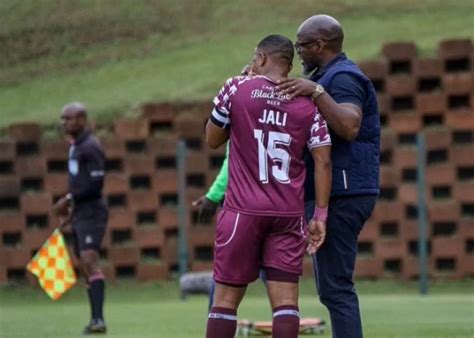 Bad News Swallows And Komphela