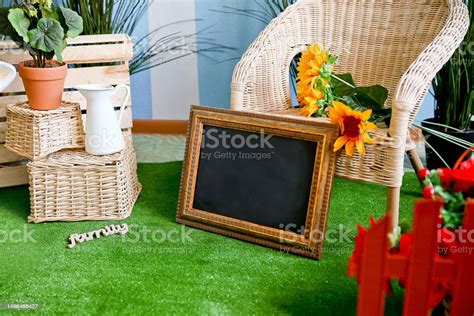 소박한 장식과 텍스트를 위한 여유 공간이 있는 나무 프레임 0명에 대한 스톡 사진 및 기타 이미지 0명 고풍스런 공란 Istock