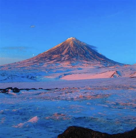 六名登山者在攀登堪察加半岛火山途中遇难 澎湃号湃客 澎湃新闻 The Paper