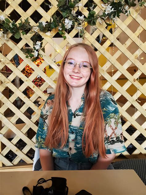 Going On A First Date Today Wish Me Luck Scrolller