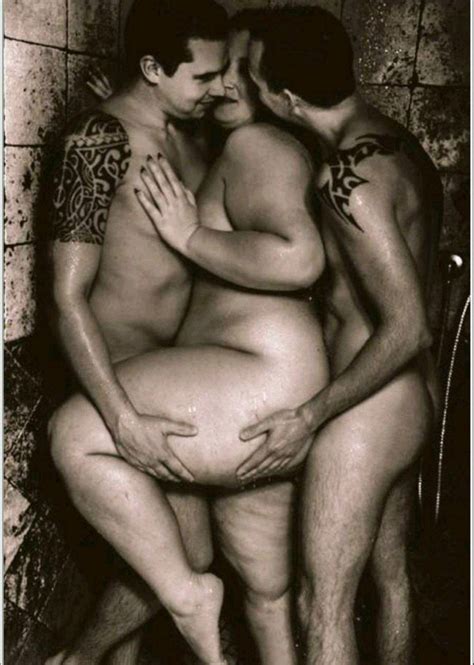 بیغیرت رو خواهرم و مادرمگیف و عکس لخت مامانمآپدیت