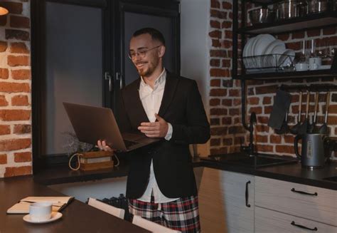 Dyanix On Linkedin Digitalworkingrevolution Remotework Productivity
