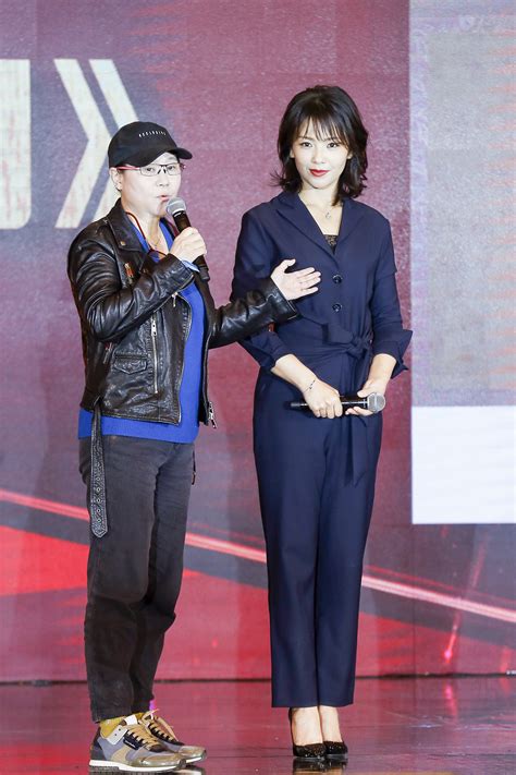 《欢乐颂》“五美”刘涛、蒋欣再聚 周冬雨秀美腿笑成眯眯眼凤凰网