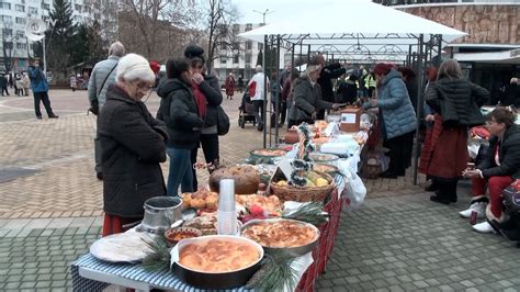 Кулинарен конкурс и боб приготвен в огромен Юнашки тиган за посетителите на Коледна трапеза