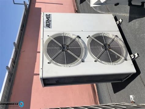 Машините Климатик Aermec 5kva с вътрешно таванно тяло