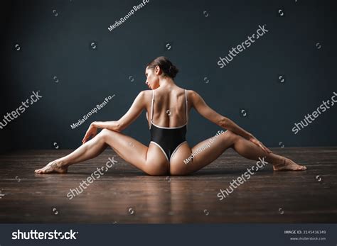 Gorgeous Sensual Flexible Woman Splits Pose Stock Photo 2145436349 Shutterstock
