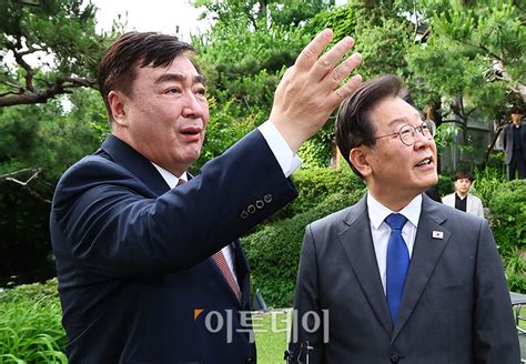 포토 이재명 싱하이밍 주한중국대사 회동 이투데이