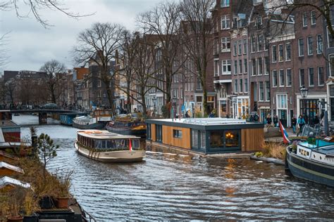 Mieten Sie Eine Hausboot In Amsterdam Brand New Houseboat