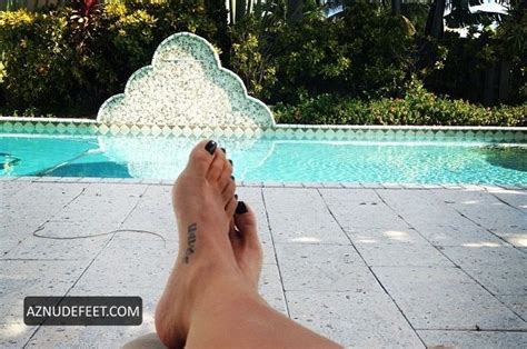 Stacey Havoc Feet Aznudefeet