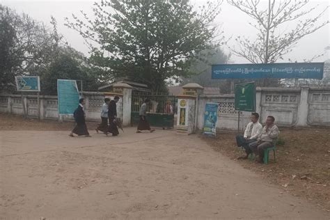 သီပေါမြို့နယ်တွင် ၂၀၂၃ခုနှစ် တက္ကသိုလ်ဝင်စာမေးပွဲ ပထဝီဝင်ဘာသာရပ်အား ဆက်လက်ဖြေဆို Information