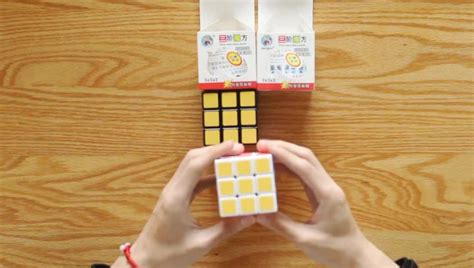 Kdgt Saint Hand ลำดับที่สาม Rubiks Cube ในตำนานสำหรับเด็กการเริ่มต้น