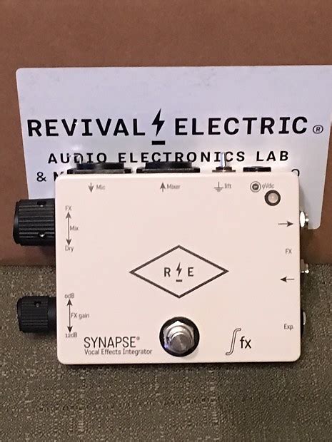 Revival Electric Synapse Vocal Effects Integrator Reverb