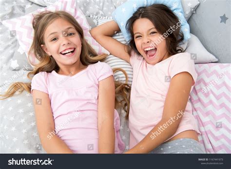 543 766 Imágenes De Girl With Underwear Imágenes Fotos Y Vectores De
