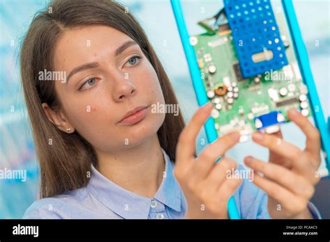 Girl In High Babe Physics Class Hi Res Stock Photography And Images Alamy