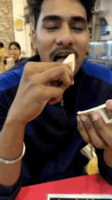 Guy Enjoy Sucking Popsicle Ice Cream Gif Gifdb Com