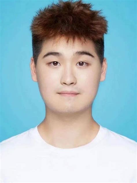 毕业季强健了我的体魄，同时锻炼了我在面对困境并解决困难的能力——张弘毅（乒乓球）生活运动队我校