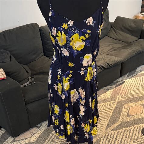 Old Navy Dresses Old Navy Navy Floral Midi Dress Poshmark