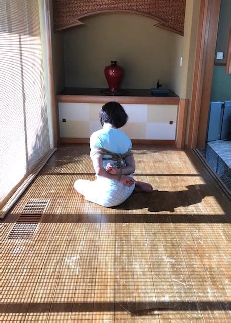 即完売した縄奈加會緊縛撮影会。友田真希さんが縛られ美しく咲き乱れる！三代目葵マリーが潜入取材した画像大量レポート！ Page 3 Fanzaニュース