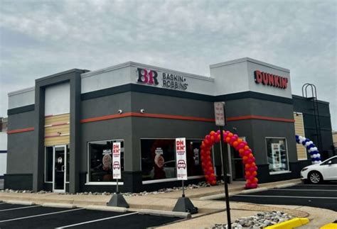Combined Dunkin Donuts And Baskin Robbins To Give Year Of Free Ice Cream Coffee At Springfield