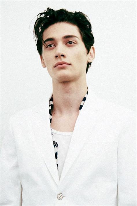 Timur Agencia Model Management