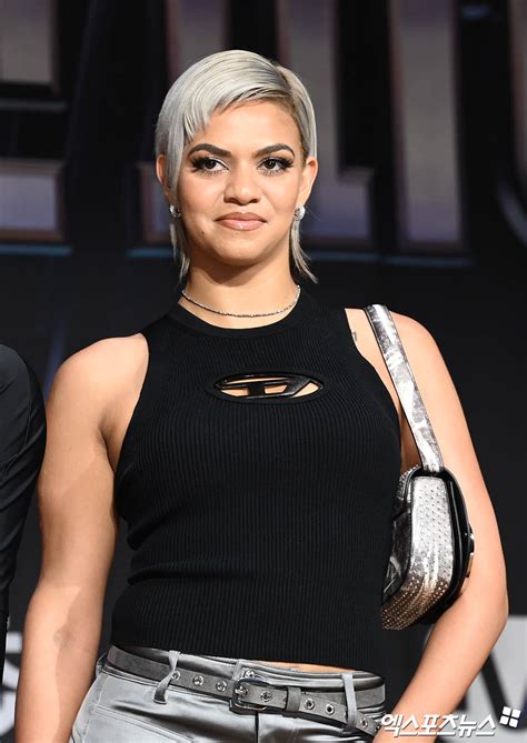 커스틴 잼 리퍼블릭 이끄는 리더[엑s Hd포토]