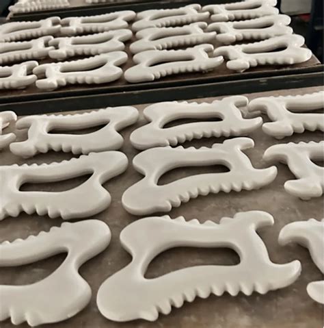 Korea Lymphatic Drainage Body Porcelain Scraping Scalp Guasha Massager