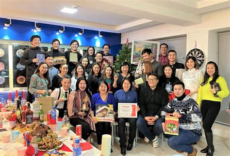 ТА БҮХЭНД ШИНЭ ОНЫ МЭНД ДЭВШҮҮЛЬЕ Сондра нүдний эмнэлэг