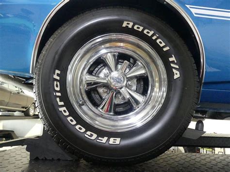 350 Cid V8 Turbo 350 Trans Beautiful Color Combination Cragar Ss